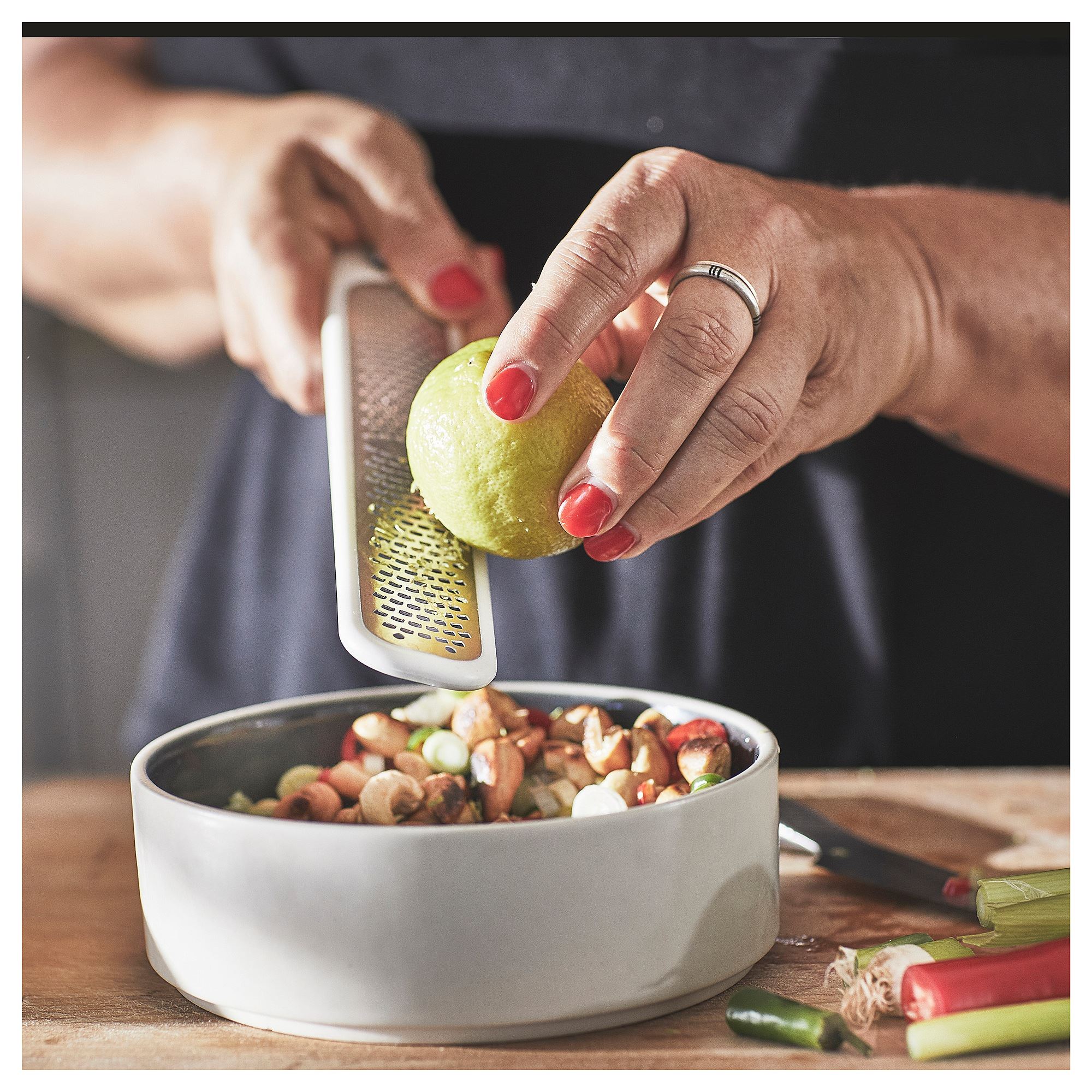 UPPFYLLD kırık beyaz rende | IKEA